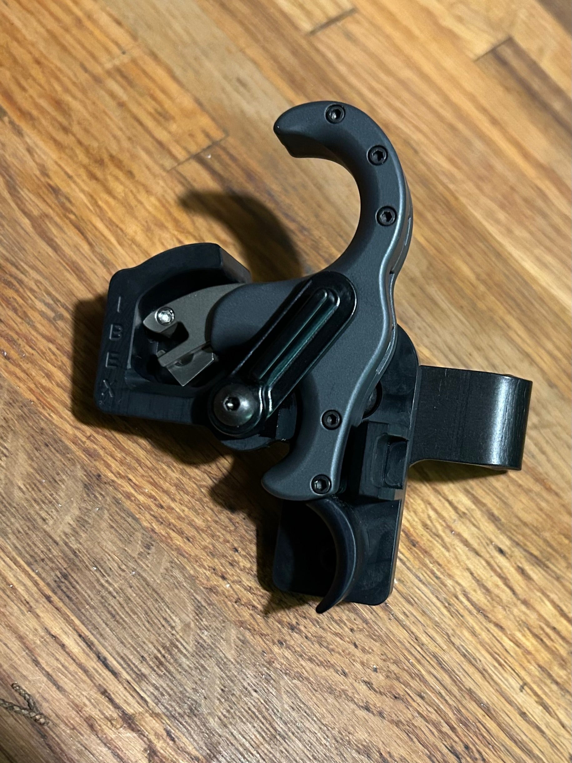 Evolution Outdoors Ibex Hinge Mount (Left handed) – Advanced Outdoor Technology