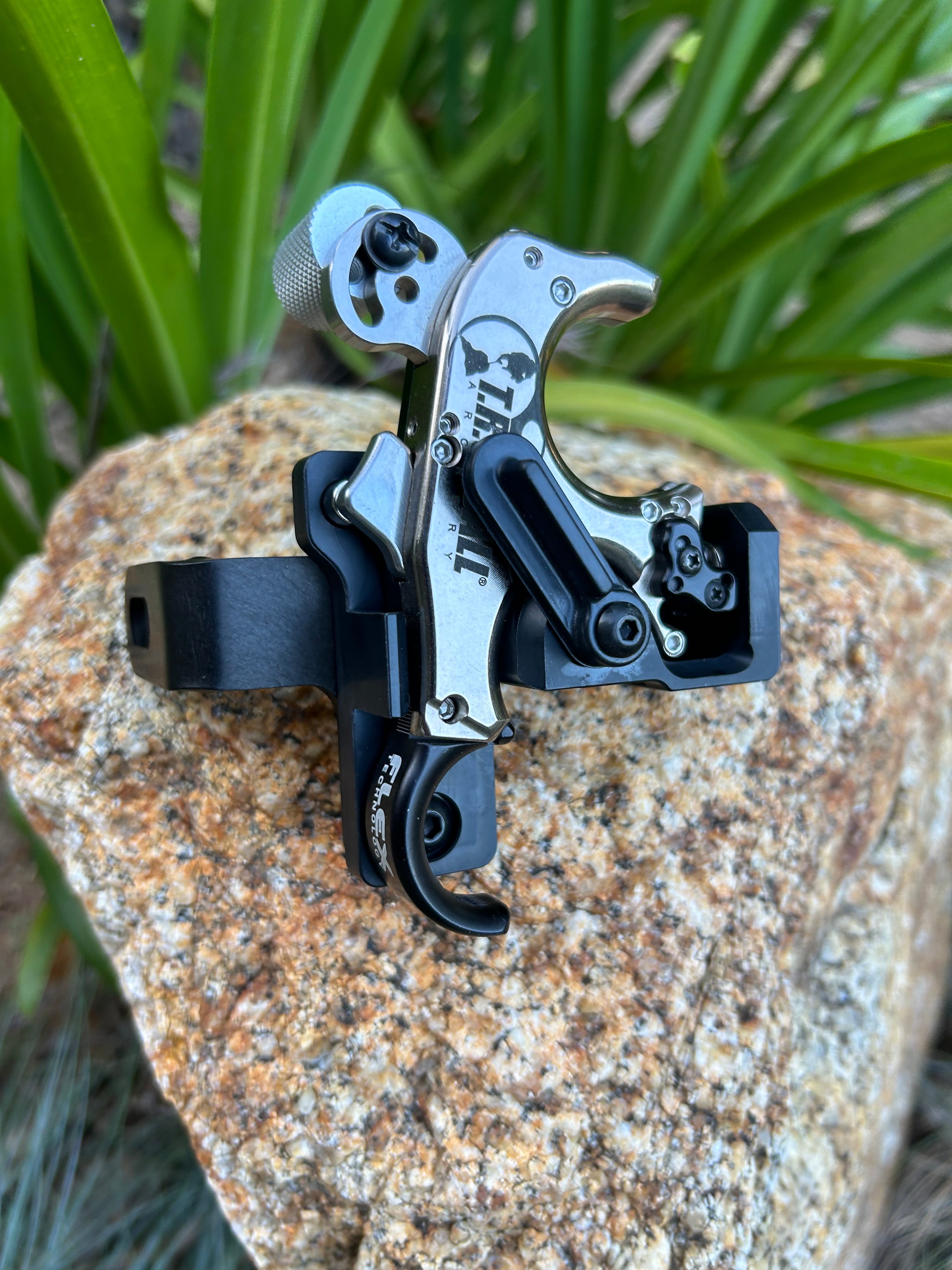Truball GOAT Mount Medium-Large (Right Handed) – Advanced Outdoor ...